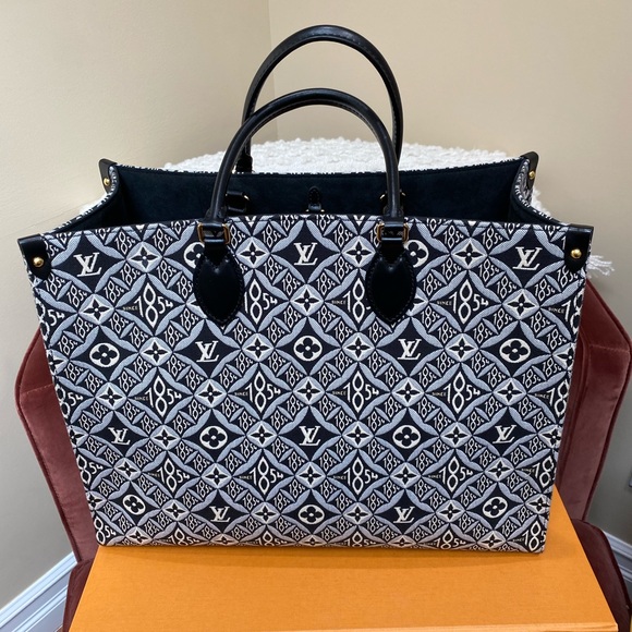 Lv On The Go Gm Bag | semashow.com